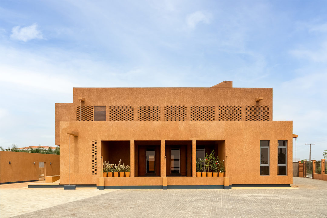 22 Contemporary Mosques Around The World That Redefine Sacral ...