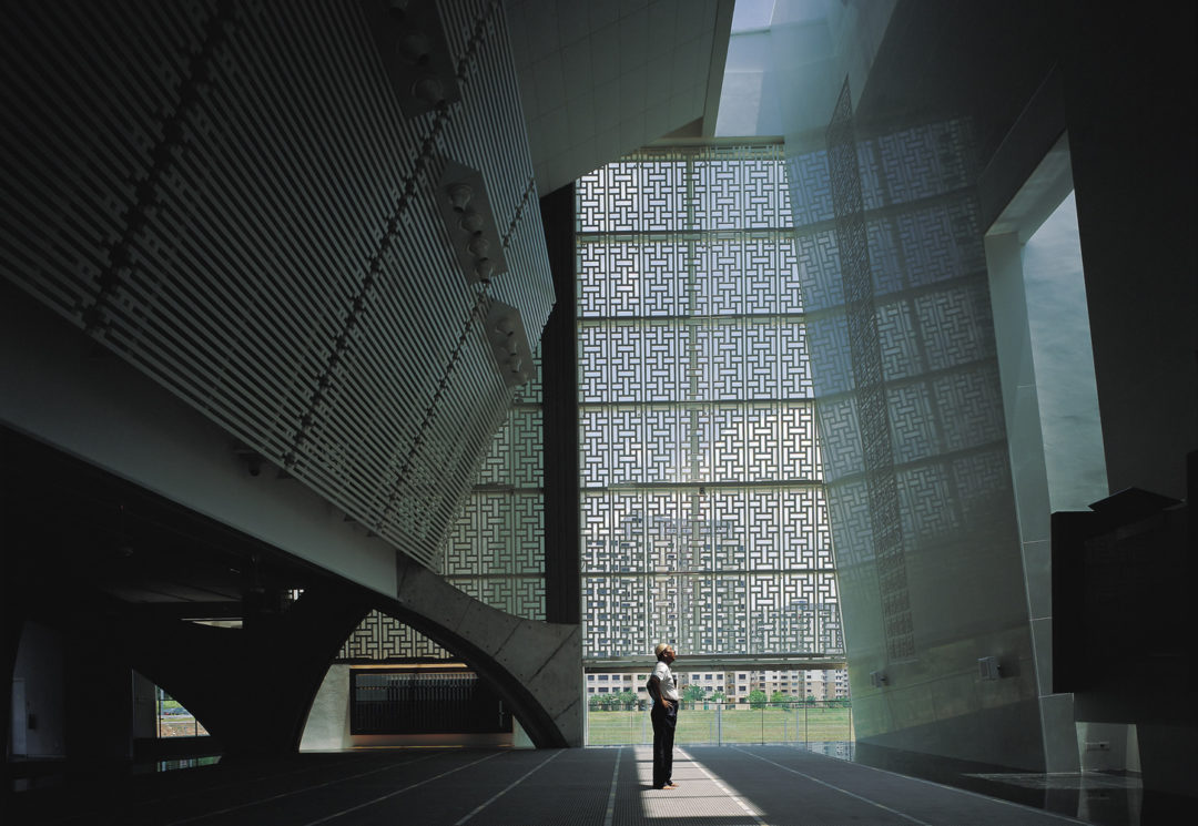 22 Contemporary Mosques Around The World That Redefine Sacral ...