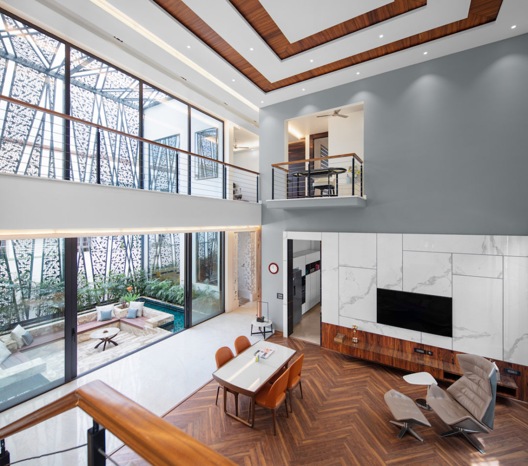 A contemporary cantilevered and climate-centric house in India by Zero ...